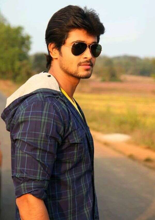 Bigg Boss: Chandan yells at Pooja Gandhi