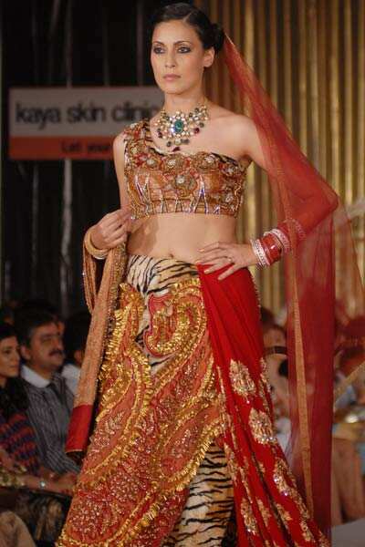 Ritu Beri with kids during Bridal Asia fashion show 2009 at Hyatt Hotel ...
