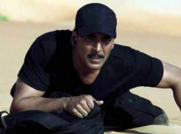 We are just reel life heroes; these army men are real life heroes: Akshay