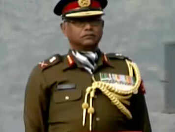 Lt General Rajan Ravindran leads Republic parade at Rajpath