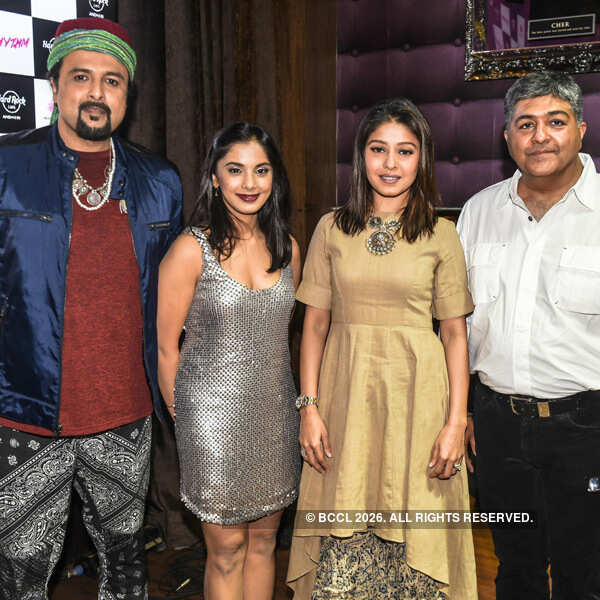 Rinil Routh, Salman Ahmad, Sunidhi Chauhan and Vivek Kumar during the ...