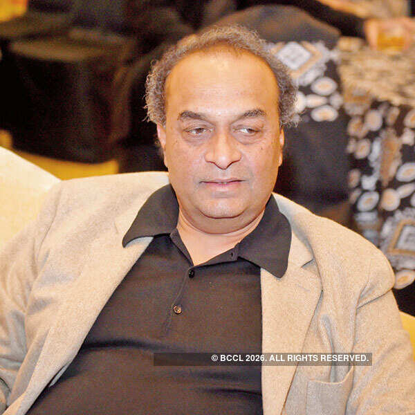 Ramesh Handa’s B’day party- The Etimes Photogallery Page 7