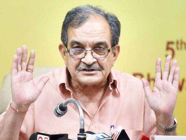 Gov to banks: Help make India open defecation free