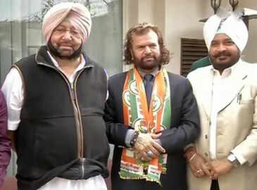 Singer Hans Raj Hans joins Congress