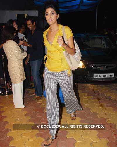 Model Jesse Randhawa at HDIL India Couture Week photos