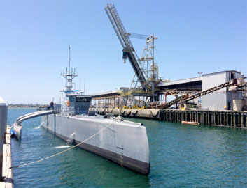 Pentagon shows off largest self-driving ship
