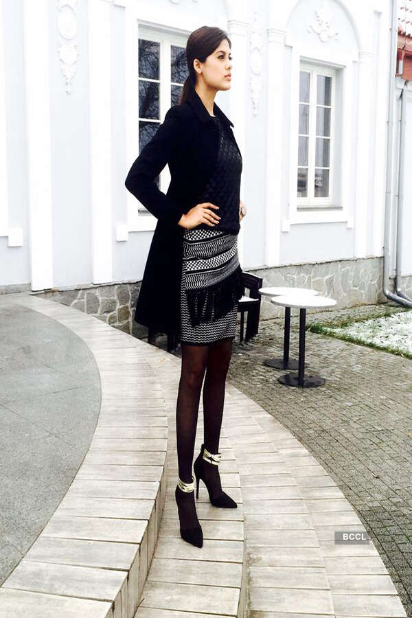 Outfit Lookbook: The stunning Asha Bhat