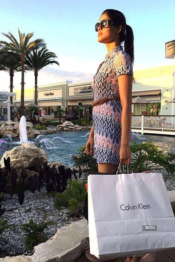 These pictures of Asha Bhat will give you major travel goals