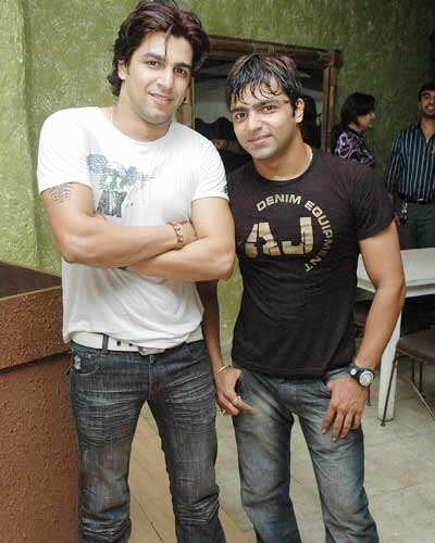 Neil and Ravi Motwani during Rajesh Malu's get-together party at Moksha ...