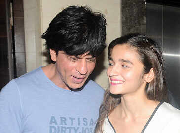Alia wraps up movie shoot opposite SRK