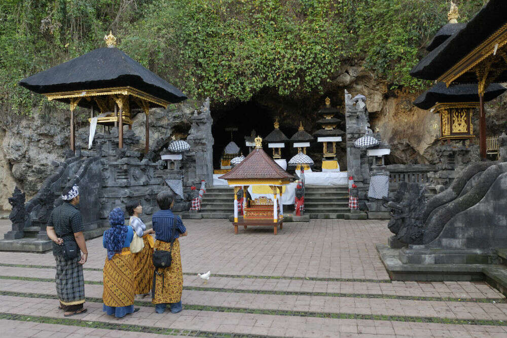 Pura Goa Lawah—the Bat Cave Temple - Bali: Get the Detail of Pura Goa ...