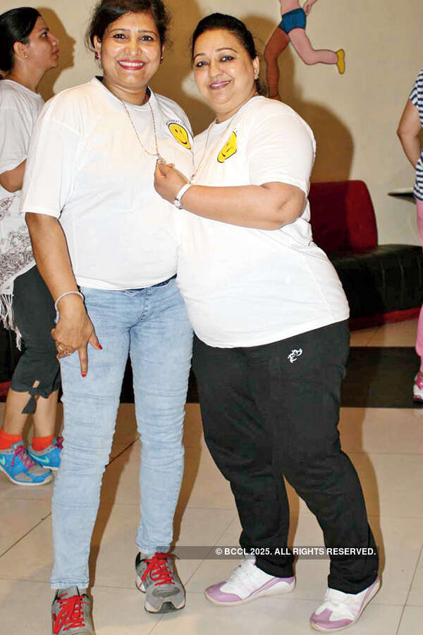 Deepa Gupta (L) & Shalini Rastogi during the Zumba and aerobics fitness ...