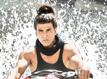 Akshay Kumar’s action packed cameo in 'Dishoom'