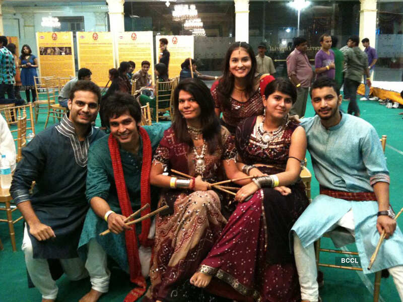 These rare pictures of Rohit Khandelwal are a visual delight!