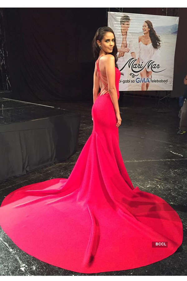 Beauty Queens in their backless best