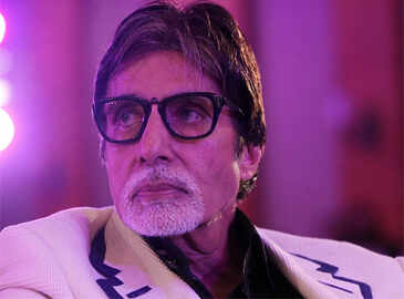 Big B loses cool during ad shoot