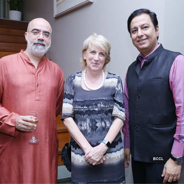 Creative Professional Divya Bhatia with Gill Caldicott, Director ...