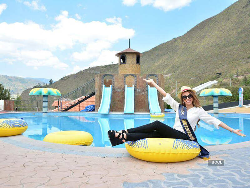 Miss United Continents 2016 have fun at Planeta Azul Water Park