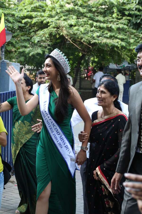 Miss Diva 2016 Roshmitha Harimurthy's homecoming