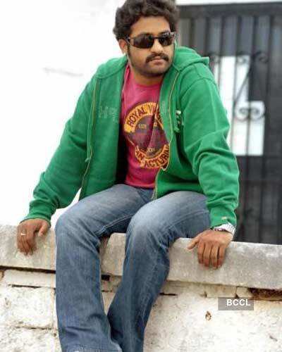 Adhurs- The Etimes Photogallery Page 3