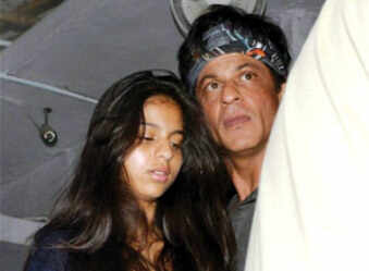 Would rip off lips of guy who dares to kiss Suhana: SRK