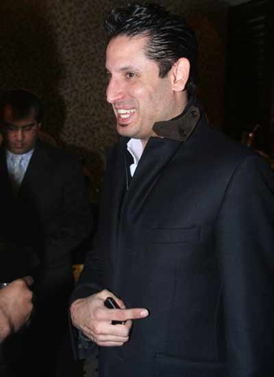 Peter Punj and Sunil Sethi during the opening of 'Swagath' restaurant ...