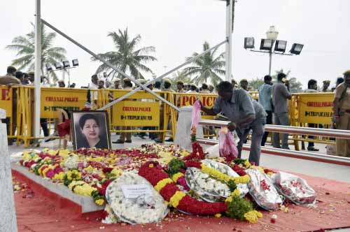 Watch: Thousands gather at Jayalalithaa's burial spot to pay homage