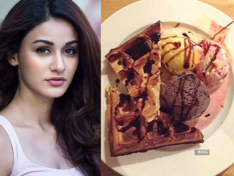 Beauty queens and their cheat diets!