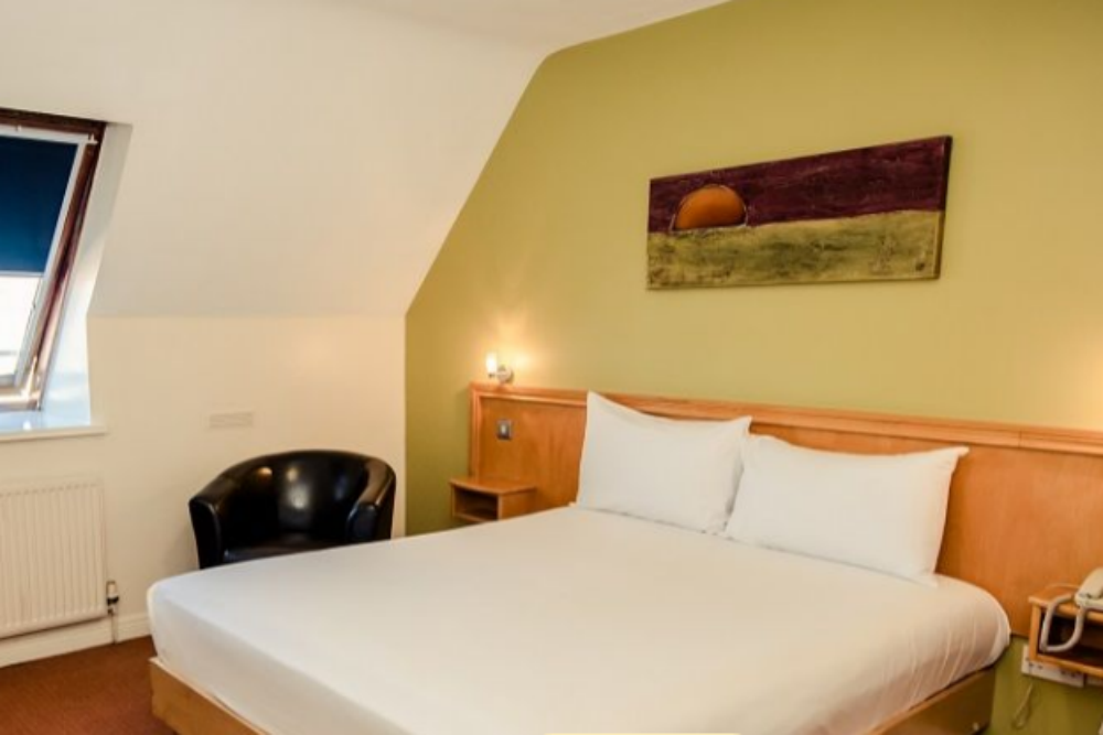 Dublin Central Inn, Dublin - TimesTravel