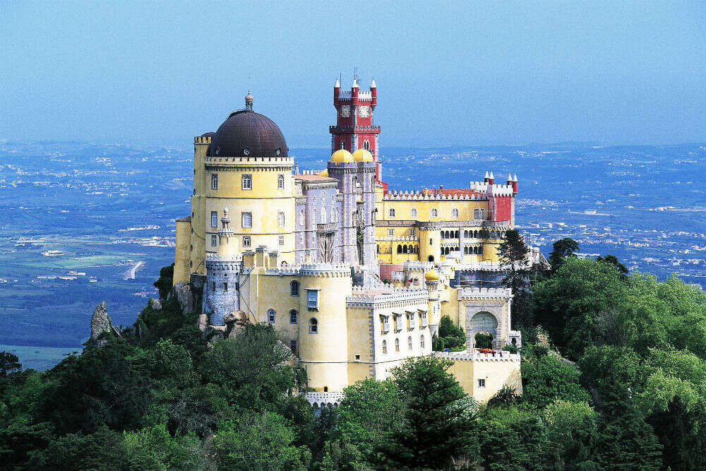Sintra Royal Palace Lisbon Get The Detail Of Sintra Royal Palace On