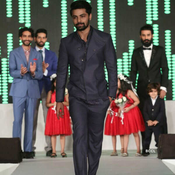 Showstopper Shravan Reddy in a Dhruv Vaish outfit at a fashion show ...