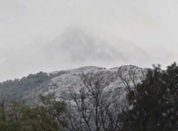Dharamshala receives season's first snowfall