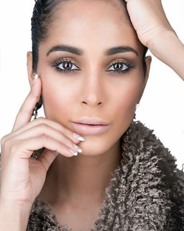 Beauty queens and their love for eye makeup