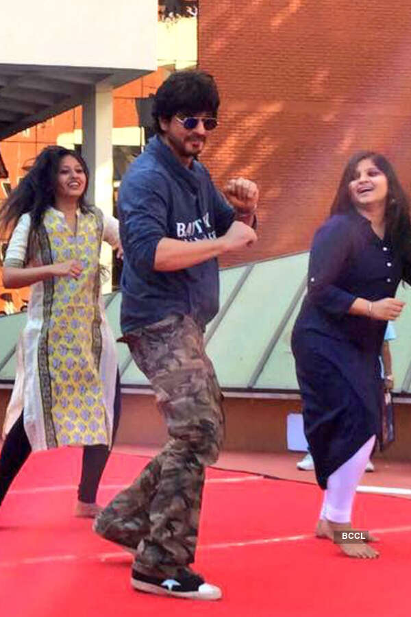 Shah Rukh Khan: My look in Aanand's film different from 'Appu Raja ...