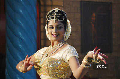 Aptharakshaka Actress