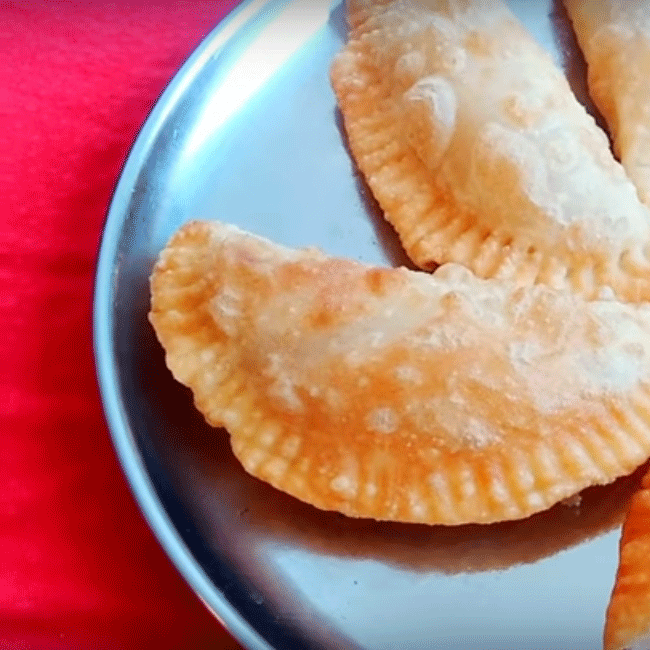 How to make Sweet Samosa - Times Food