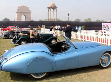 Vintage cars, bikes display ‘spirit of heritage motoring’ at India Gate