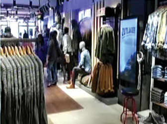Myntra: Myntra launches first offline store in Bengaluru