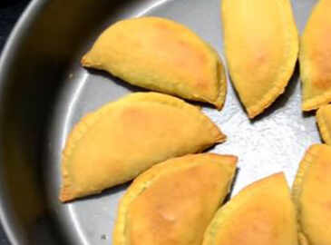 How to make Baked Moong Dal Gujiya - Times Food