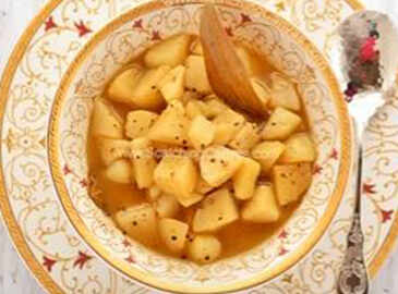 How to make Luchi Sada Alu - Times Food