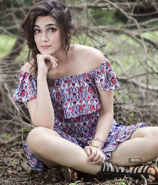 Kriti Sanon goes topless for Dabboo Ratnani's 2018 calendar- The Etimes Photogallery Page 7