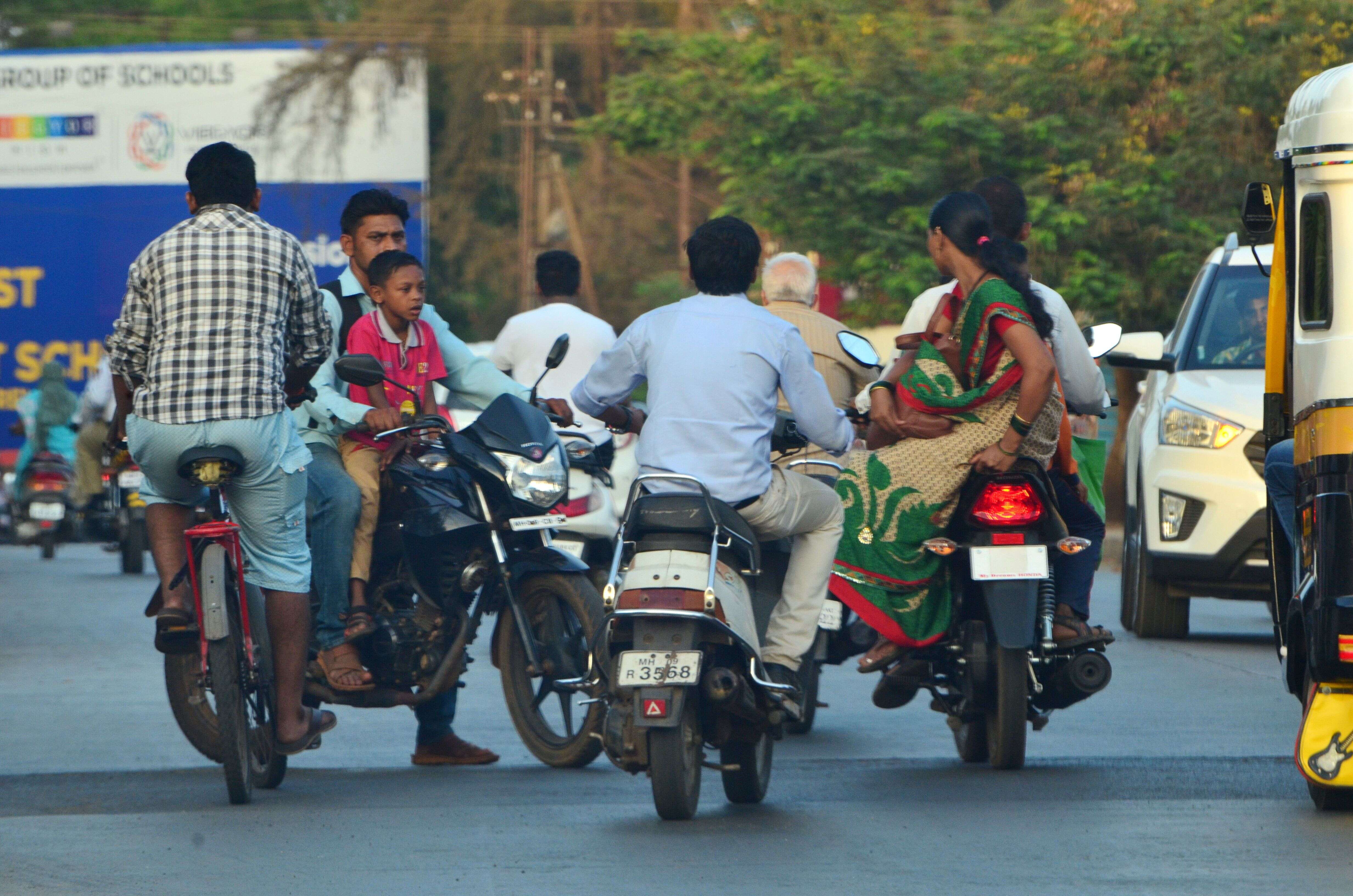 Be in your speed limits or parents will get SMS