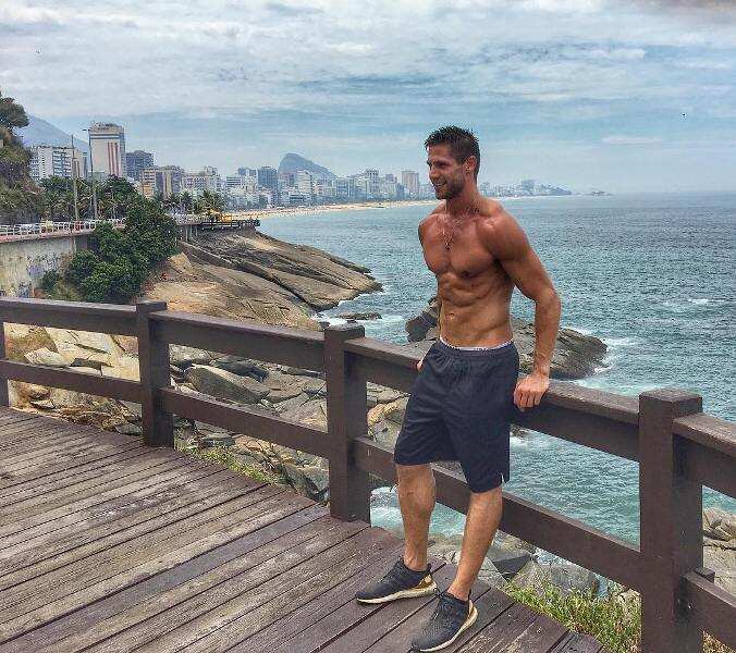 Mister Brazil World Jonas Sulzbach is a treat to the eyes