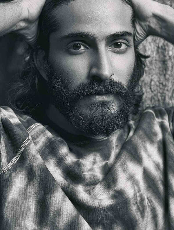 Sara on dinner date with Harshvardhan Pics | Sara on dinner date with ...