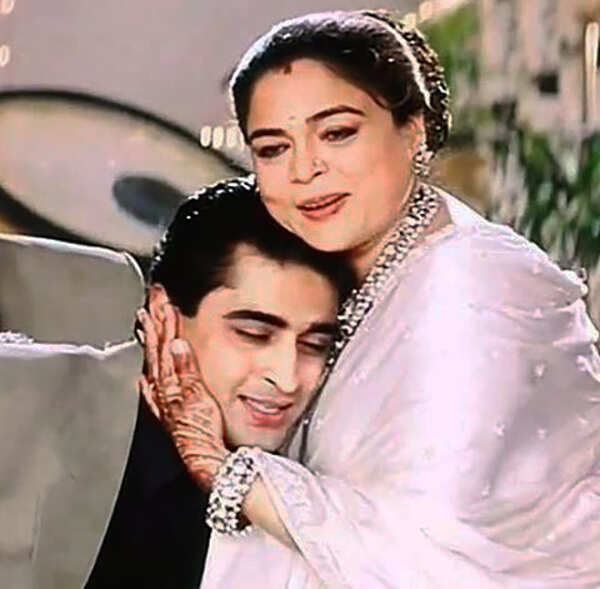 RIP Reema Lagoo, who will always be remembered for her contribution to ...