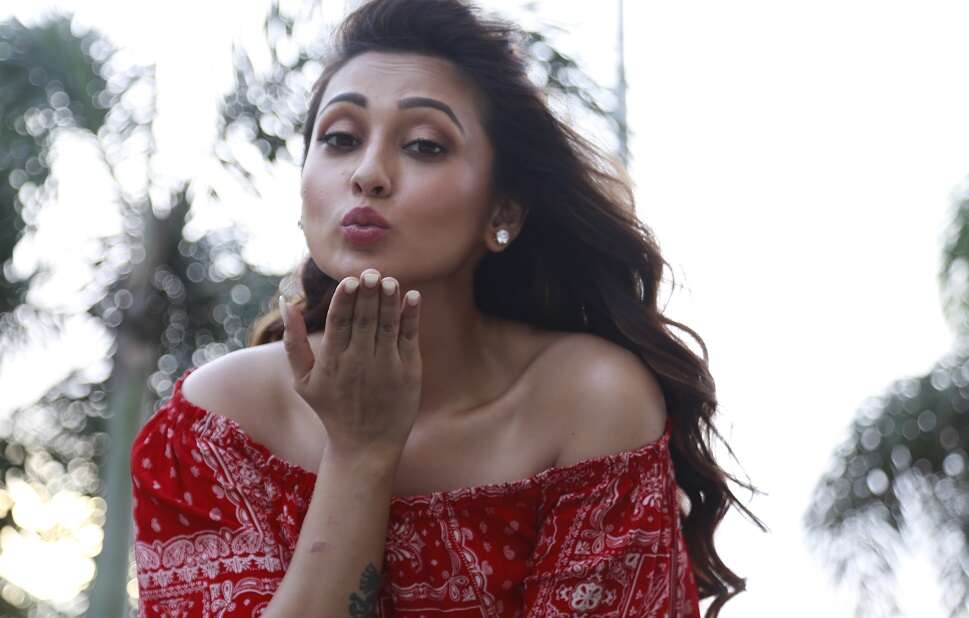 I love my life and would never want to end it: Mimi | Bengali Movie ...