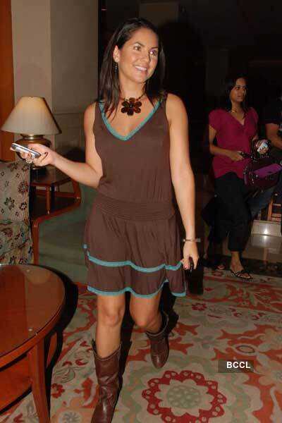 Hrithik with Barbara Pics | Hrithik with Barbara Photos | Hrithik with ...