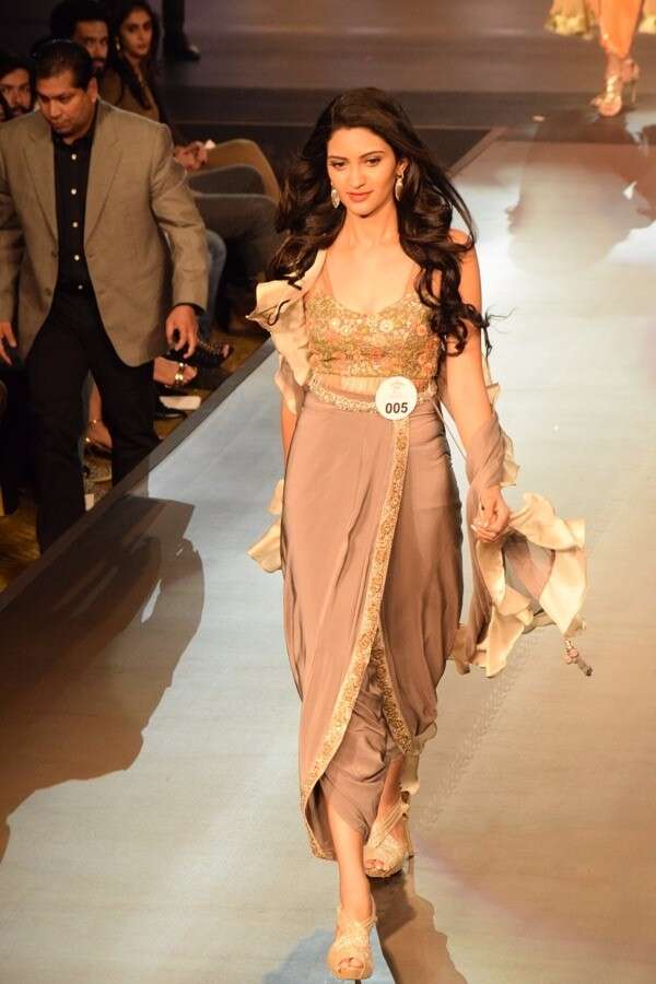 fbb Colors Femina Miss India West 2017 : Alpa and Reena’s Modern India ...