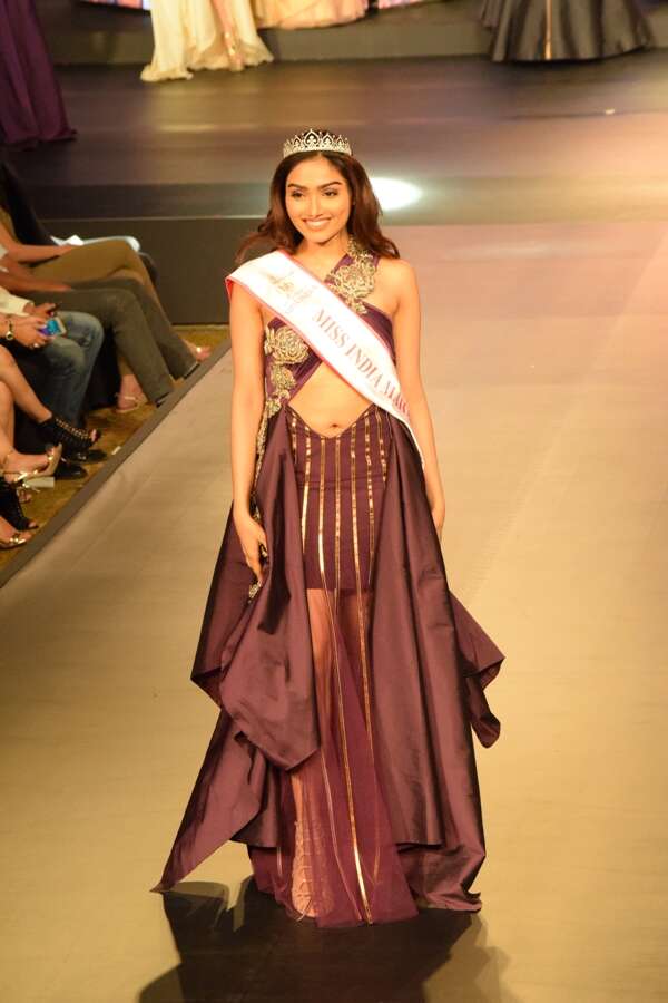 Crowning Moments: fbb Colors Femina Miss India West 2017