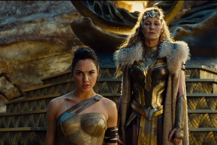 Gal Gadot Gal Gadot Never Thought She Would Get To Play Wonder Woman